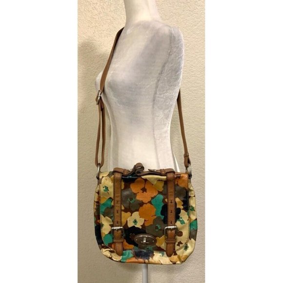 Fossil | Bags | Fossil Key Per Vintage Coated Canvas Floral Print ...